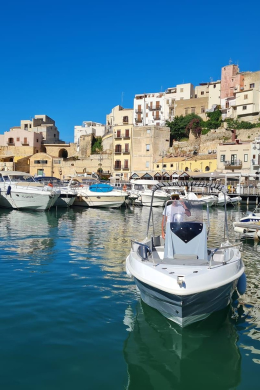 Rent a Boat for Half a Day in September  in Castellammare Del Golfo Q19 - Pre-Boarding Briefing and On-Board Resources