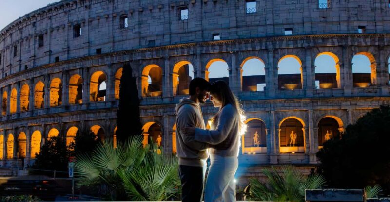 Rome: Custom Photoshoot Outside the Colosseum - Personalized Photo Session