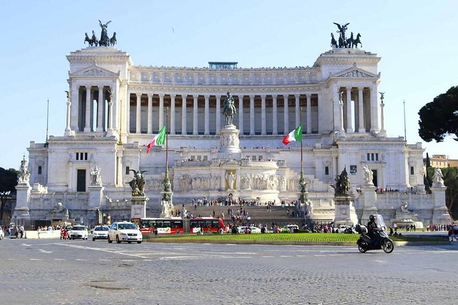 Rome Highlights Private Tour: Fall in Love With the Eternal City - Discovering the Pantheon and Circus Maximus