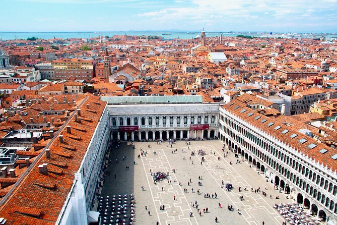 Saint Marks Basilica, Doges Palace and Gondola Tour in Venice - Practical Tips for Tour Participants