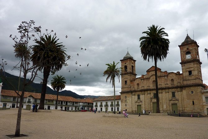Salt Cathedral of Zipaquirá & Lake Guatavita: Private or Shared - Discovering the Legend of El Dorado at Lake Guatavita