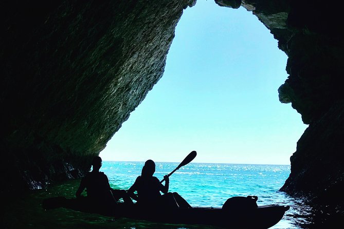 Small Group Kayak Tour to Arrábida Beaches With Lunch From Lisbon - Inclusions and Safety Measures