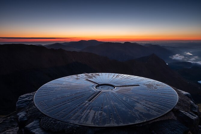 Snowdon Sunrise Hike - Exploring the Snowdonia Scenery