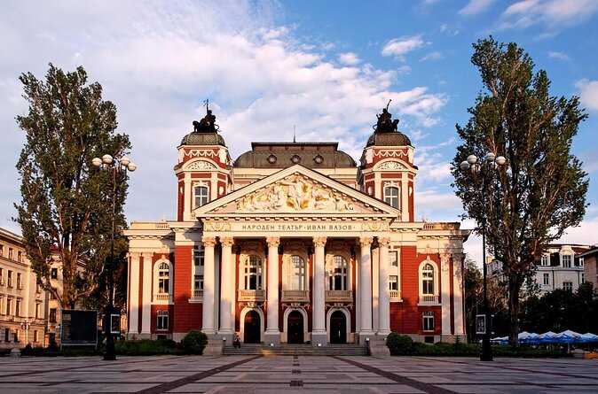 Sofia by Night Panoramic Tour With Dinner and Folklore Show - Guest Reviews and Feedback