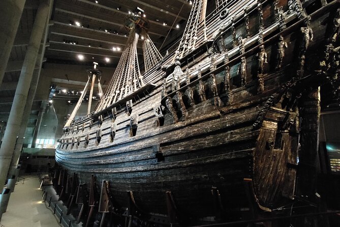 Stockholm Must See - Old Town, Boat + Vasa Museum 3h Small Group - Scenic Boat Ride Through Stockholm