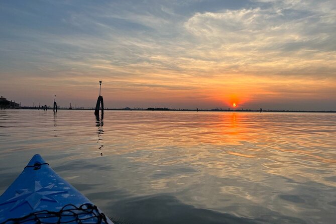 Sunset Kayak Tour in Venice: Discovering the City's Canals - Highlights of the Sunset Kayak Experience