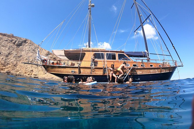 Sunset South Coast Sail Cruise With Lunch,Drinks, Optional Transfer - Must-See Sunset Sights