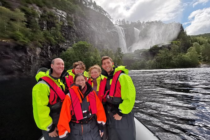 The Best Fjordcruise: Bergen Fjord by Zodiac or Pontoon Boat - Knowledgeable Guides and Experiences
