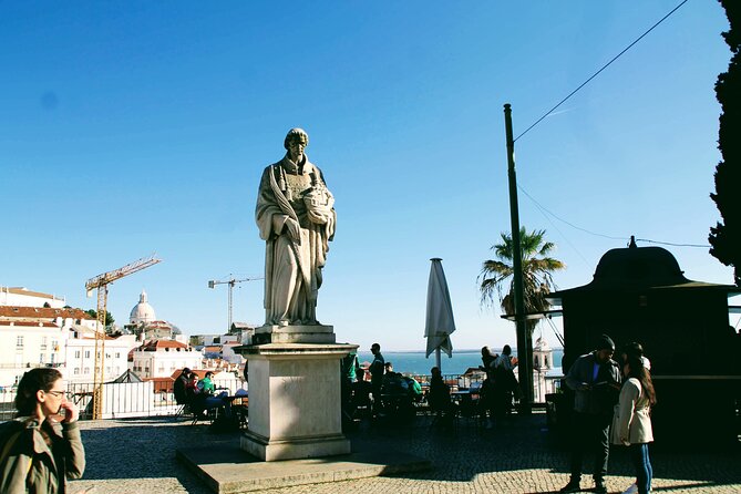 Tuk Tuk Tour Lisbon-Belém 4 H - Flexibility and Personalization