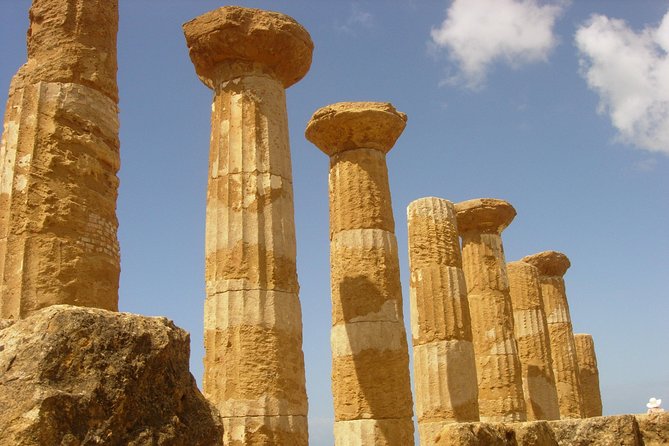 Valley of the Temples and Villa Romana Del Casale Day Trip From Taormina - Whats Included and Not Included