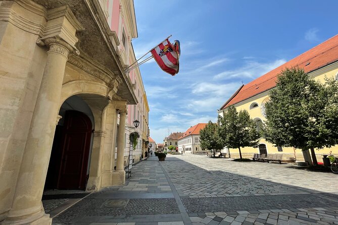 Varazdin Baroque Town & Trakoscan Castle, Small Group From Zagreb - Customer Reviews and Experiences