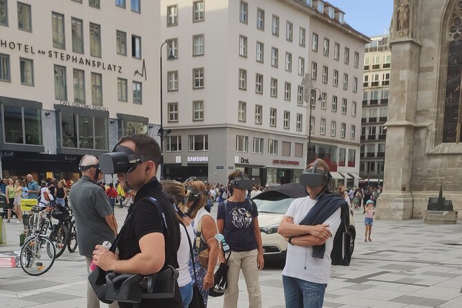 Walking Tours for Time Travelers - Cancellation Policy and Traveler Reviews