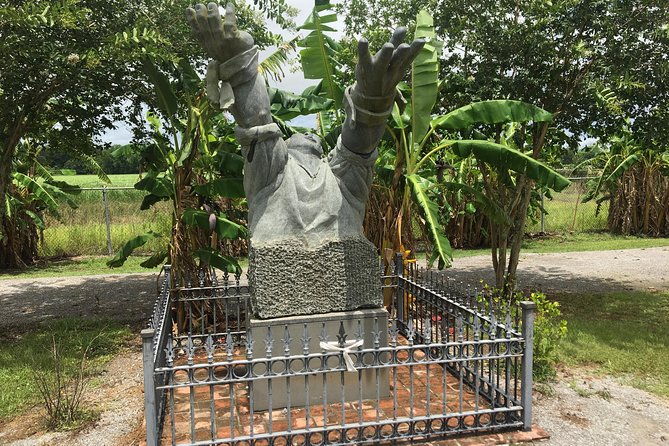 Whitney Plantation Tour with Transportation from New Orleans - Who Should Consider This Tour?