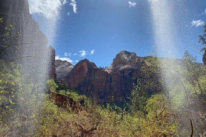Zion National Park: Private Guided Hike & Picnic - Meeting and Pickup: Easy Access to Your Adventure