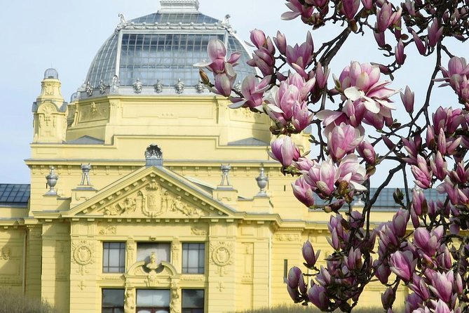 (120MIN) Zagreb All Around Tour-All of the Lower Town/Upper Town - Pricing and Cancellation Policy