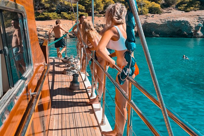 Athens Riviera Sunset Cruise With Snacks and Drinks Included - Guest Feedback: Negative Experiences