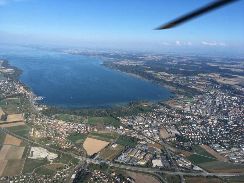 Bern: Private 54-Min Lakeland Helicopter Tour-up to 3 People - Helicopter Specifications