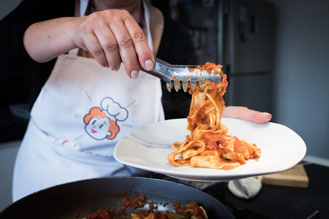 Cesarine: Fresh Pasta Class & Meal at Locals Home in Lucca - Taking in Tuscan Culinary Traditions
