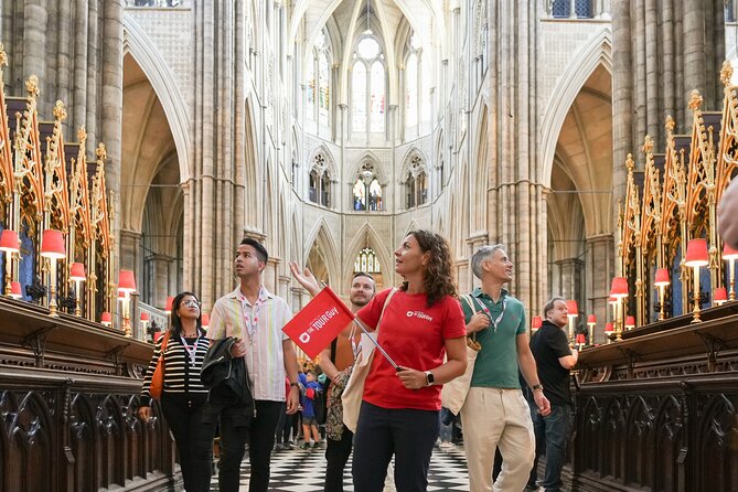 Changing of the Guard, Westminster Abbey & Tower of London Tour - Discovering the Tower of London