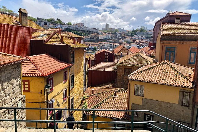 City Walking Tour & Port Wine Cellar - Meeting and End Points