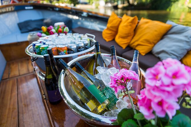 Classic Salonboat Tour in Amsterdam Including Cheese and Wine - Highlights of the Salonboat Cruise