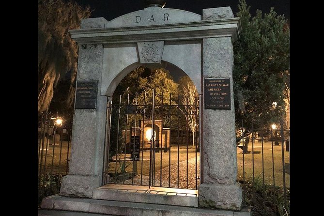 Creepy Crawl Night-Time Haunted Pub Walking Tour of Savannahs Historic District - Frequently Asked Questions About the Tour