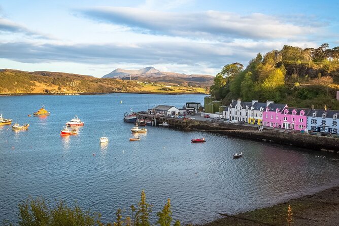 Edinburgh, Loch Ness, the Highlands From London - 3 Day Rail Tour - Reviewing the Tour: What Travelers Say