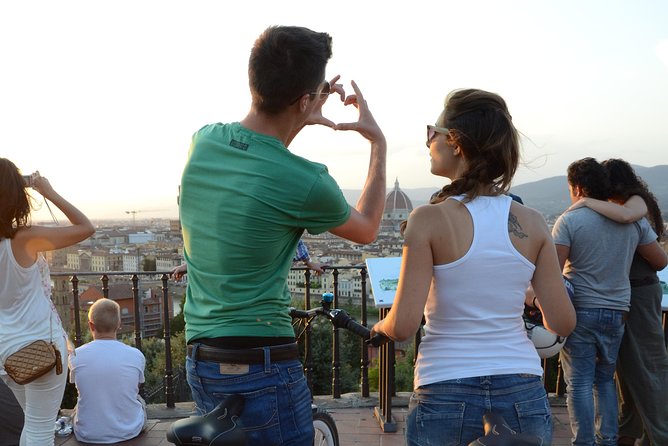 Electric Bike Night Tour of Florence With Amazing View From Michelangelo Square - Guided Insights Into Florences History