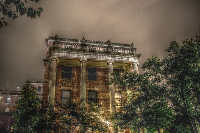 Ghosts of Covington Haunted History Tour - The Ghosts of the Baker Hunt House