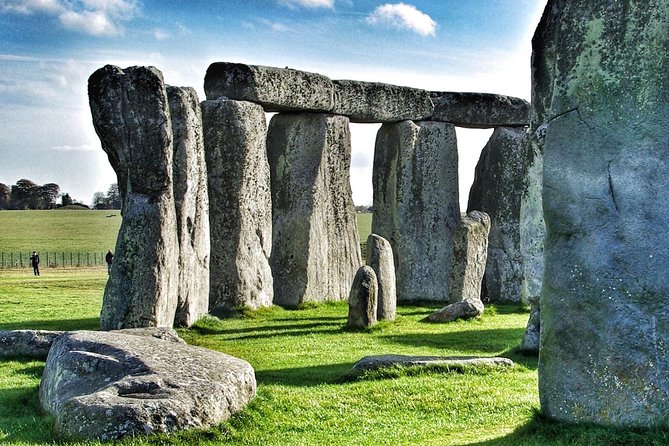 Guided Tour to Bath & Stonehenge From Cambridge by Roots Travel. - Exploring Bath
