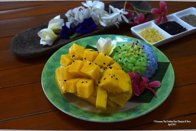 Half-Day Thai Cooking Class with organic ingredients - Authenticity and Visitor Feedback