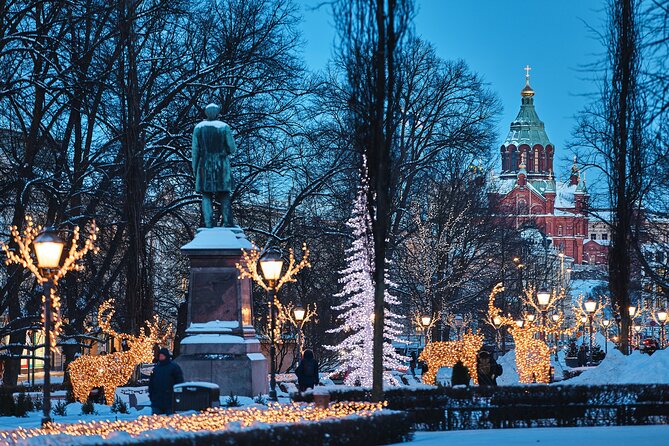 Helsinki Walking Tour With a City Planner - The Role of the City Planner Guide