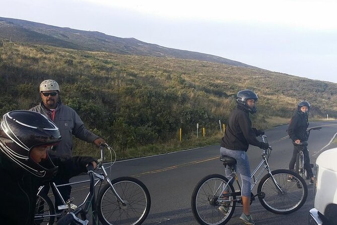 Maui Haleakala Sunrise Downhill Bike Tour With Mountain Riders Rated #1 - Tips for an Enjoyable Experience