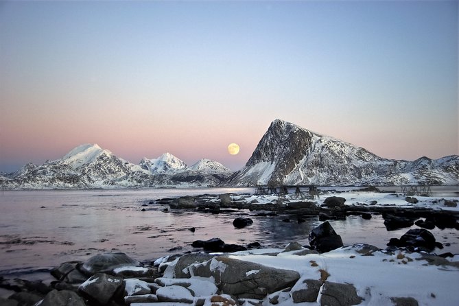 North Lofoten Highlights Photo Tour (Henningsvær, Haukland) - Discovering Haukland