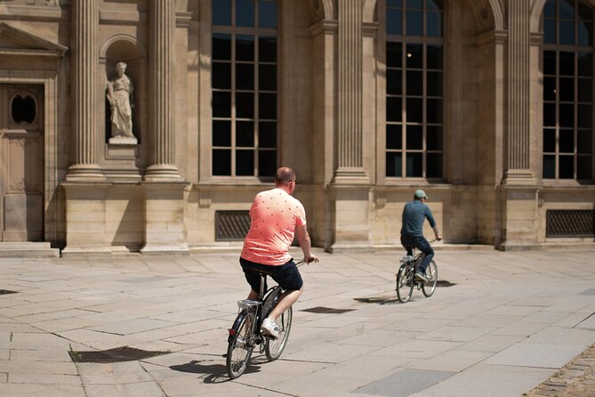 Paris Monuments Small Group Bike Tour - Tour Highlights