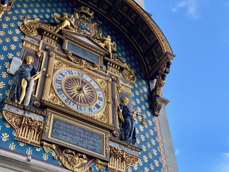 Paris: Mysteries and Legends Smartphone Audio-Guided Tour - Unraveling the Louvres Ghost