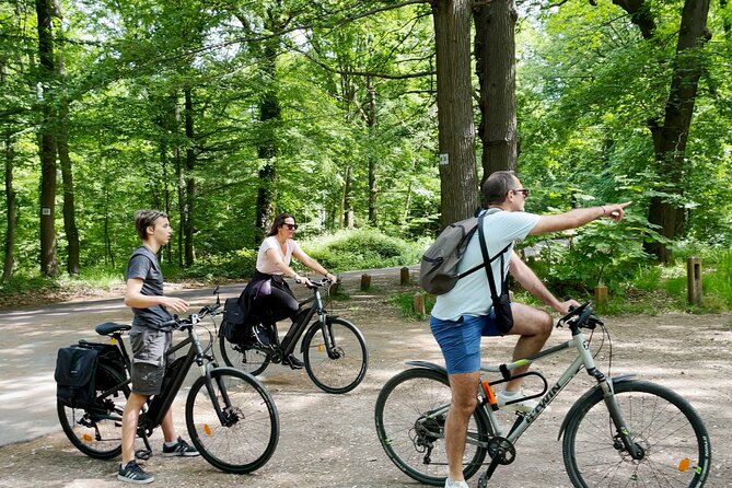 Paris to Versailles Electric Bike Tour - Accessibility and Age Restrictions