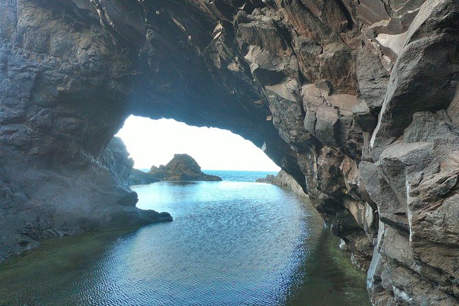 Porto Moniz Lava Pools, Fanal Forest and Skywalk 4x4 Experience - Logistics and Inclusions for a Seamless Experience