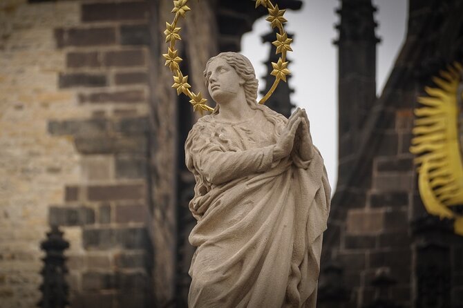 Prague Castle Grounds & Highlights ️Small-Group With Pragueway - Discovering the Serene St. Georges Basilica