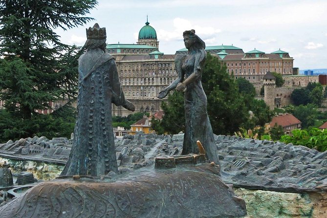 Private City Tour in Budapest 6 Hours - Taking in the Buda Castle District and Gellért Hill