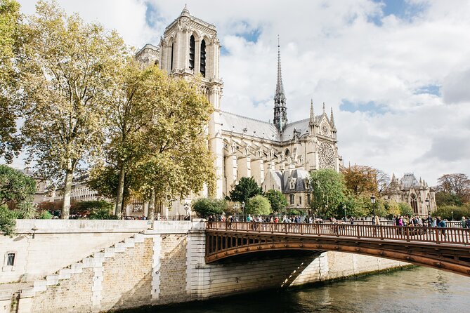 Private Historical Tour of Notre Dame Exterior - Architectural Features of the Cathedral