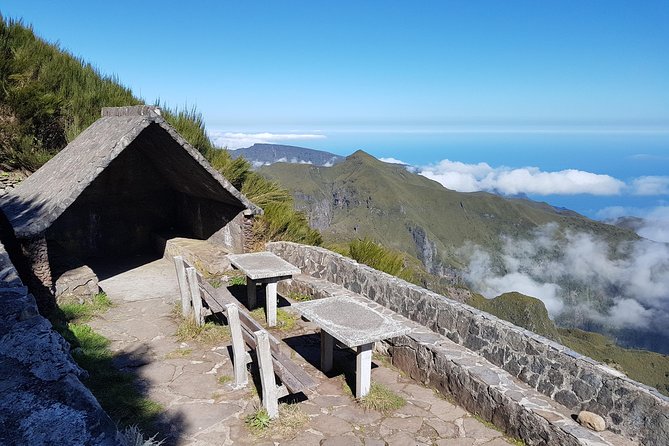 Private Walk Achadas Teixeira - Pico Ruivo Half-day - Highlights of the Tour