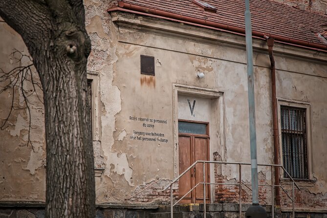 Psychiatric Hospital & Abandoned Cemetery - Reviews and Feedback