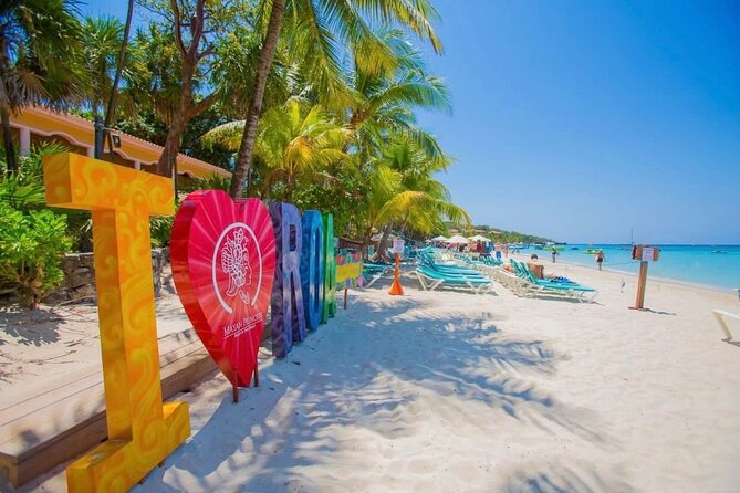 Roatán Private Snorkeling, Wildlife Park, and West Bay Beach - What Guests Have Said