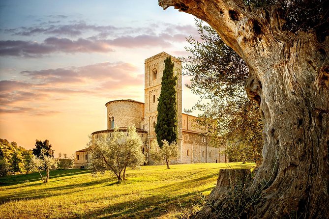 San Gimignano, Chianti, and Montalcino Day Trip From Siena - Transportation and Amenities