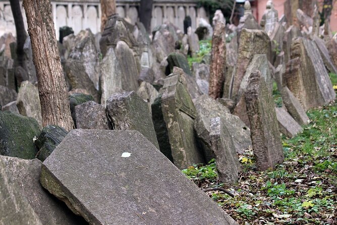 Scary Prague Walking Tour - Historical Accuracy and Content
