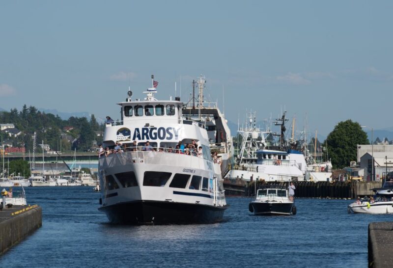 Seattle: Locks Cruise with Live Narration - FAQ