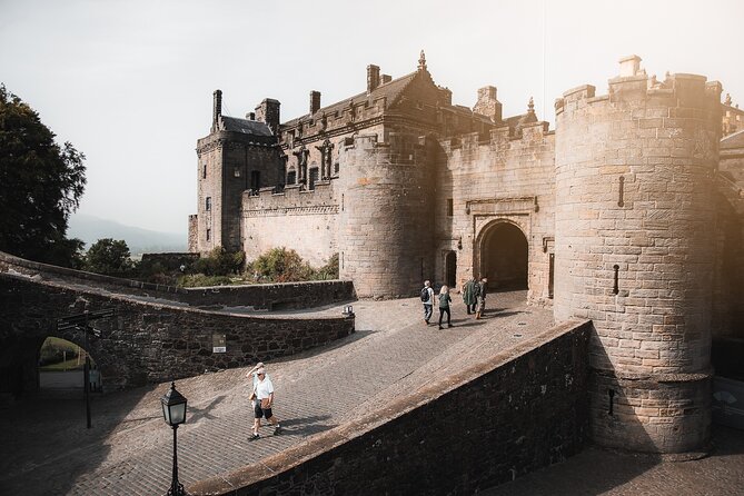 Shore Excursion to Loch Lomond & Stirling Castle - Discovering Stirling Castle