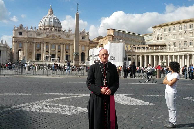 Skip the Line Ticket + Tour : Vatican Museums and Sistine Chapel - Check-in and Security Procedures