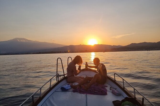 Sorrento Sunset Experience With Prosecco, Limoncello and Snacks - Returning to the Departure Point
